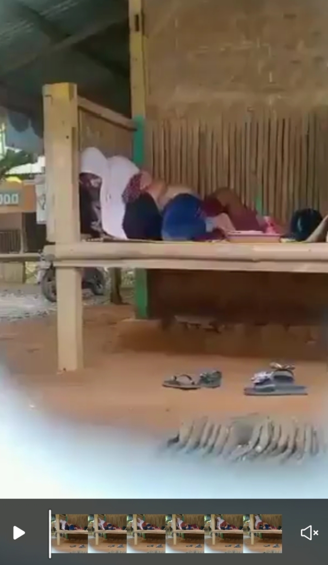 Bokep viral ngewe di saung habis makan bakso - Xxvidsx