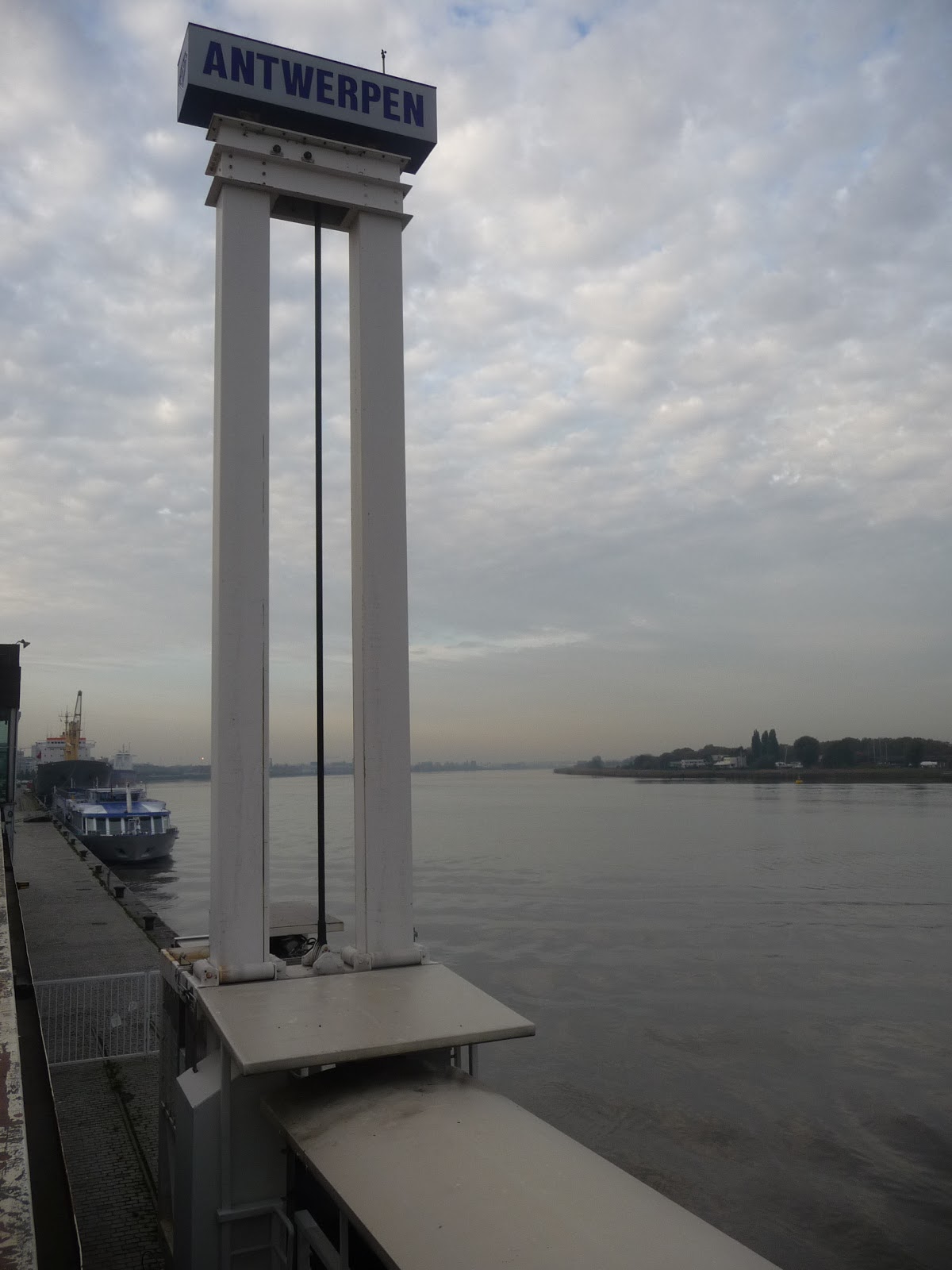 OASE 2: ANTWERPEN - "Amarant"- "Edward Hopper"-23/10/2012