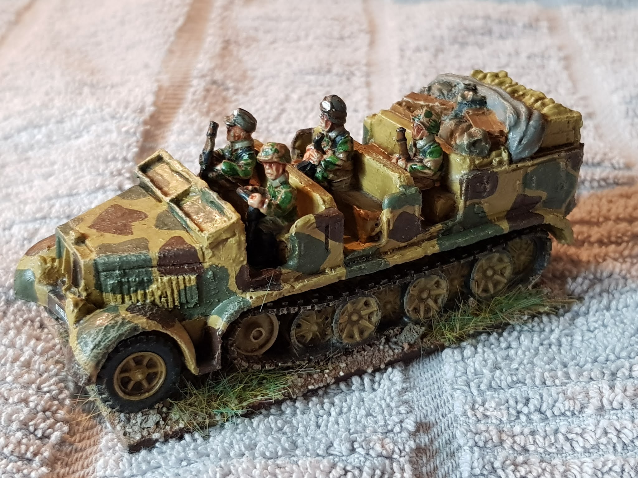 sediment's wargame blog: 20mm WW2 German artillery tows