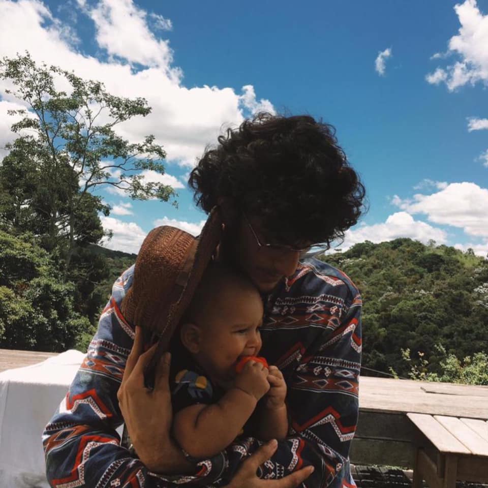 Caetano Veloso ...en detalle.: 2021 - TOM VELOSO - 24 anos