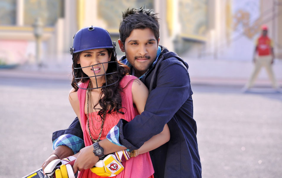 Cinema Plus: Julayi Movie Stills