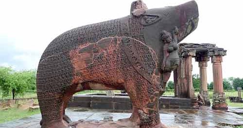 Varaha - Boar Vishnu Avatar Big Statue At Eran in Madhya Pradesh ...