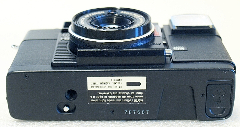 Konica C35 AF 35mm AF Film Camera Review - ImagingPixel