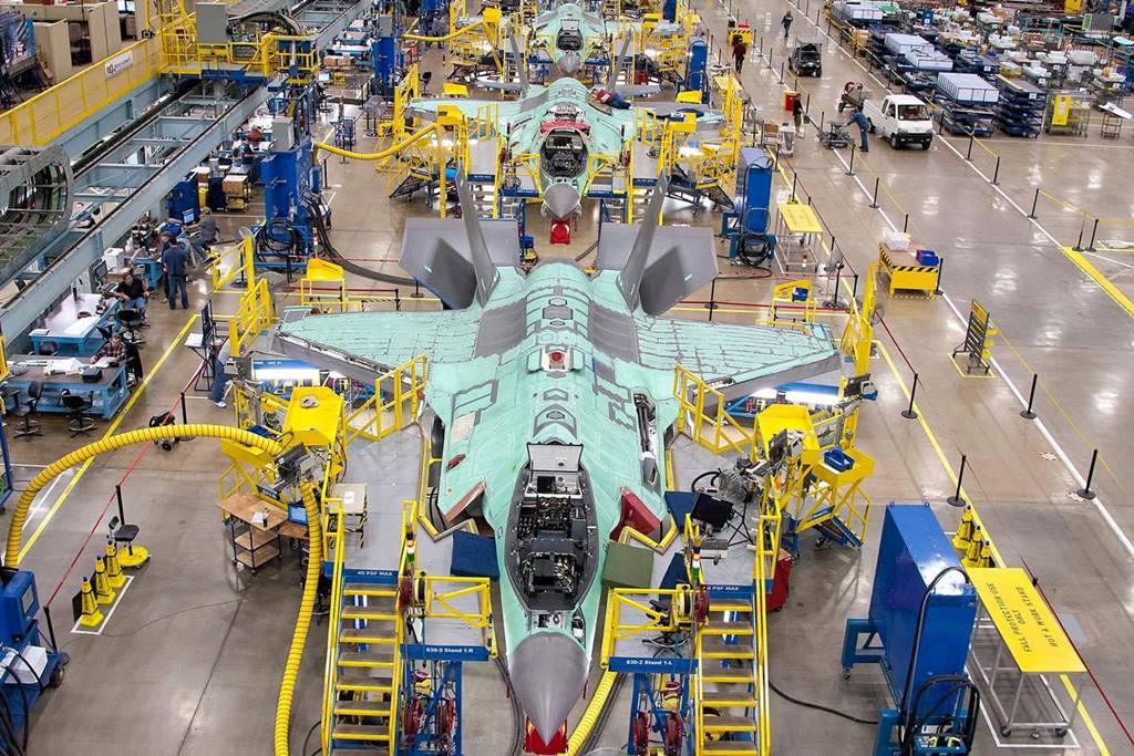 Poland is looking to assemble its F-35 fighters in Italy - Blog Before ...