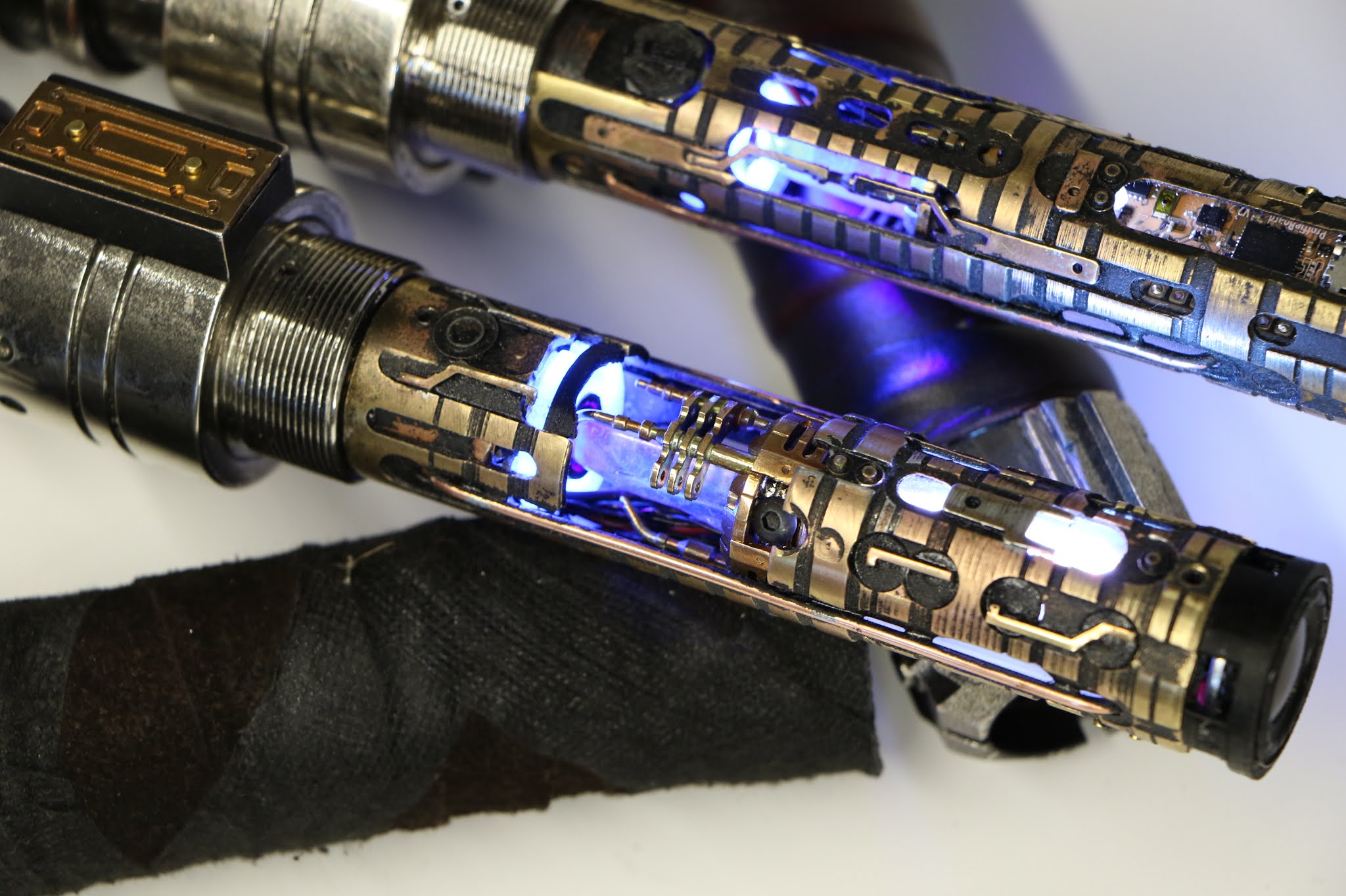 RO-LIGHTSABERS: Starkiller TFU2 Promo Lightsaber