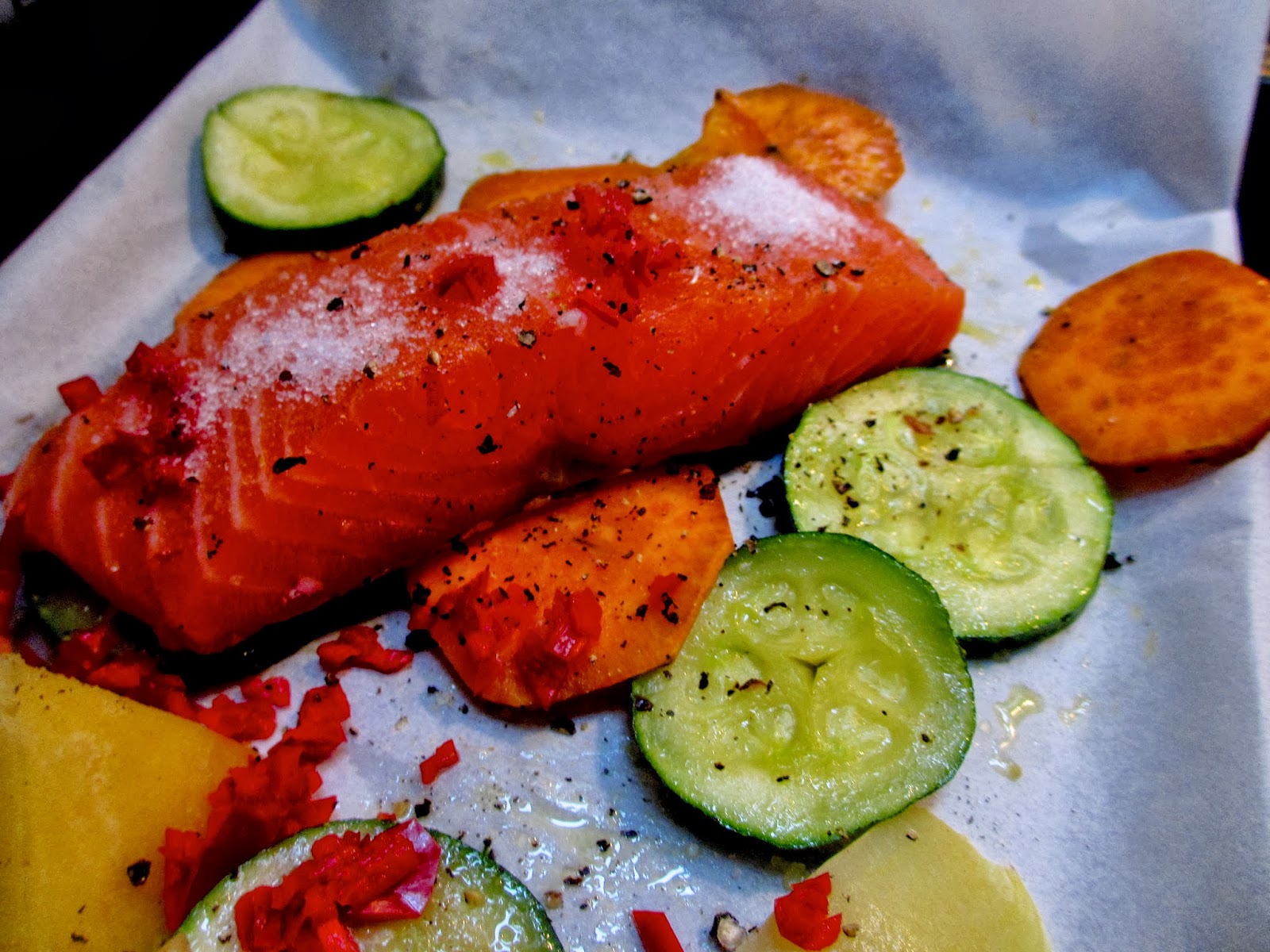 Heitmat: Laks med søtpotet, squash og kålrot