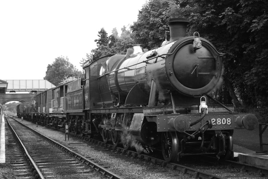 GWR 2800 Class No. 2807: Maintenance Update (whistle, conduit, rods, 2808)