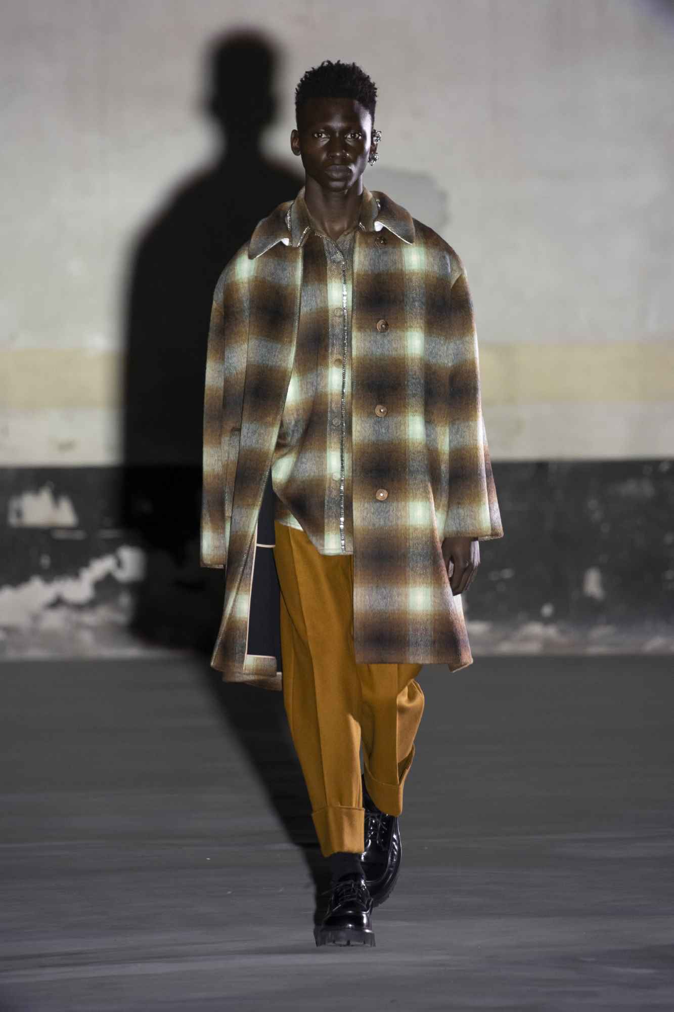 No. 21 Fall-Winter 2021 Runway Show