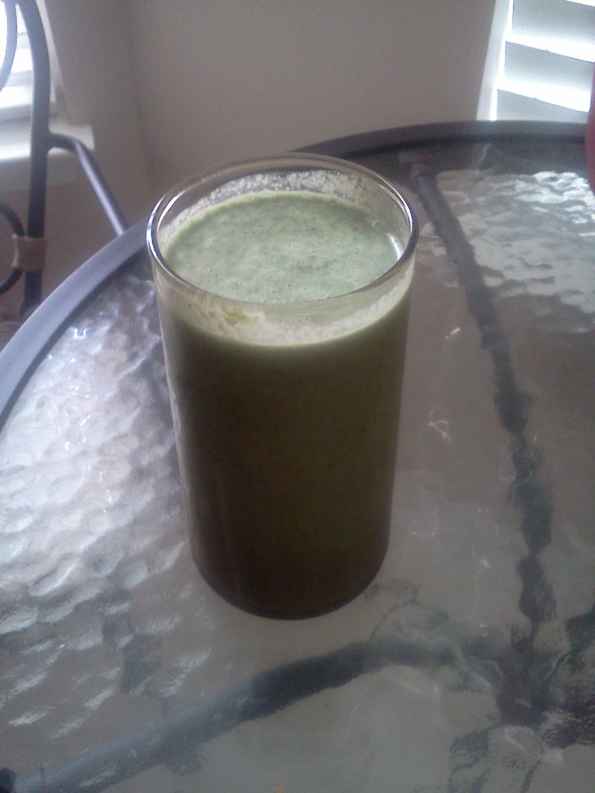 My Super Powered Green Protein Shake ~ I'm Holistic