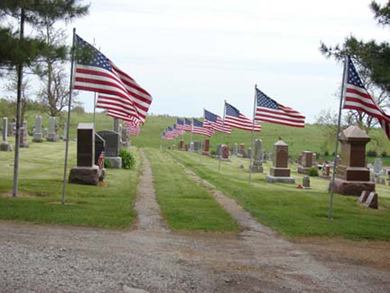 Lucas County Iowa Cemeteries: Russell Cemetery