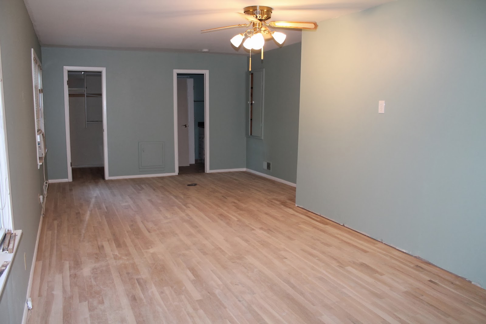 Ella Bella Bea & Flo