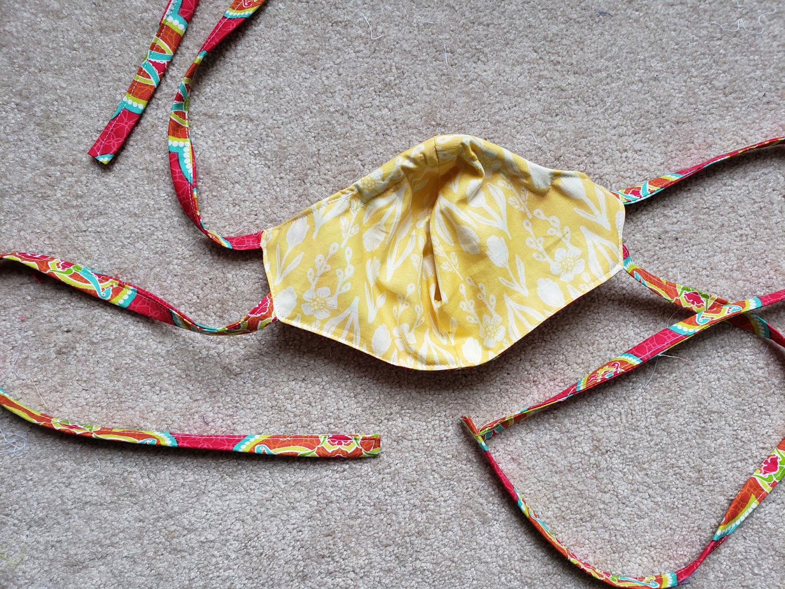 My DIY Addiction: FREE fitted face mask pattern with filter pocket for ...