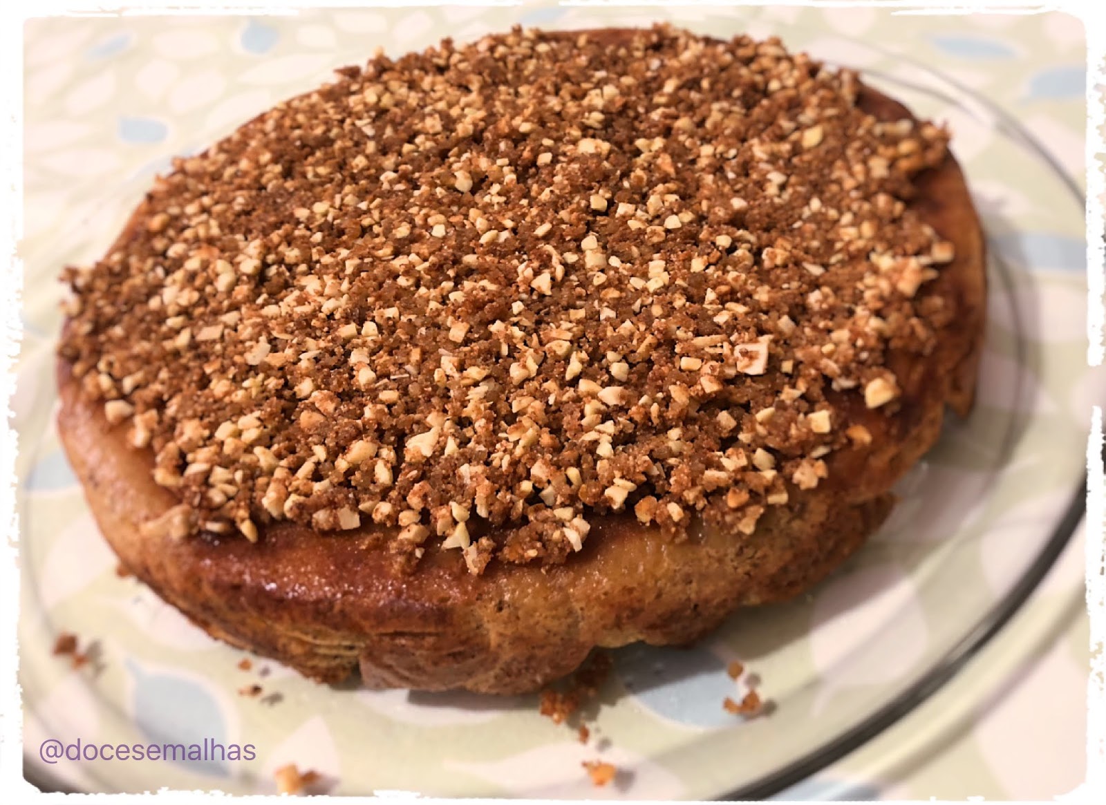 Doces e Malhas: Bolo de maçã com crumble de amêndoa (low carb)