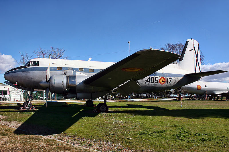 FDRA - Fuerza Aérea: Avión de pasajeros: CASA C-207 Azor