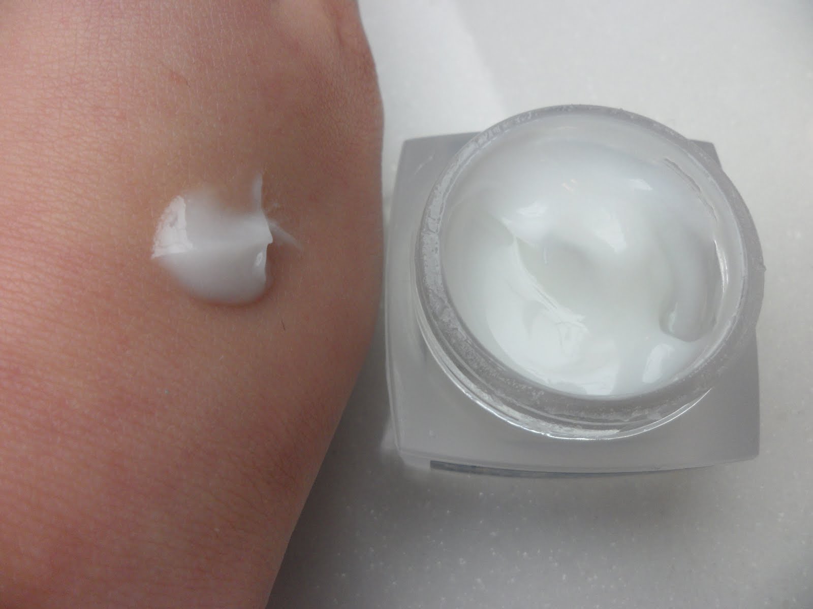 Lala of Surprises: Swedish Skin Review Part 2