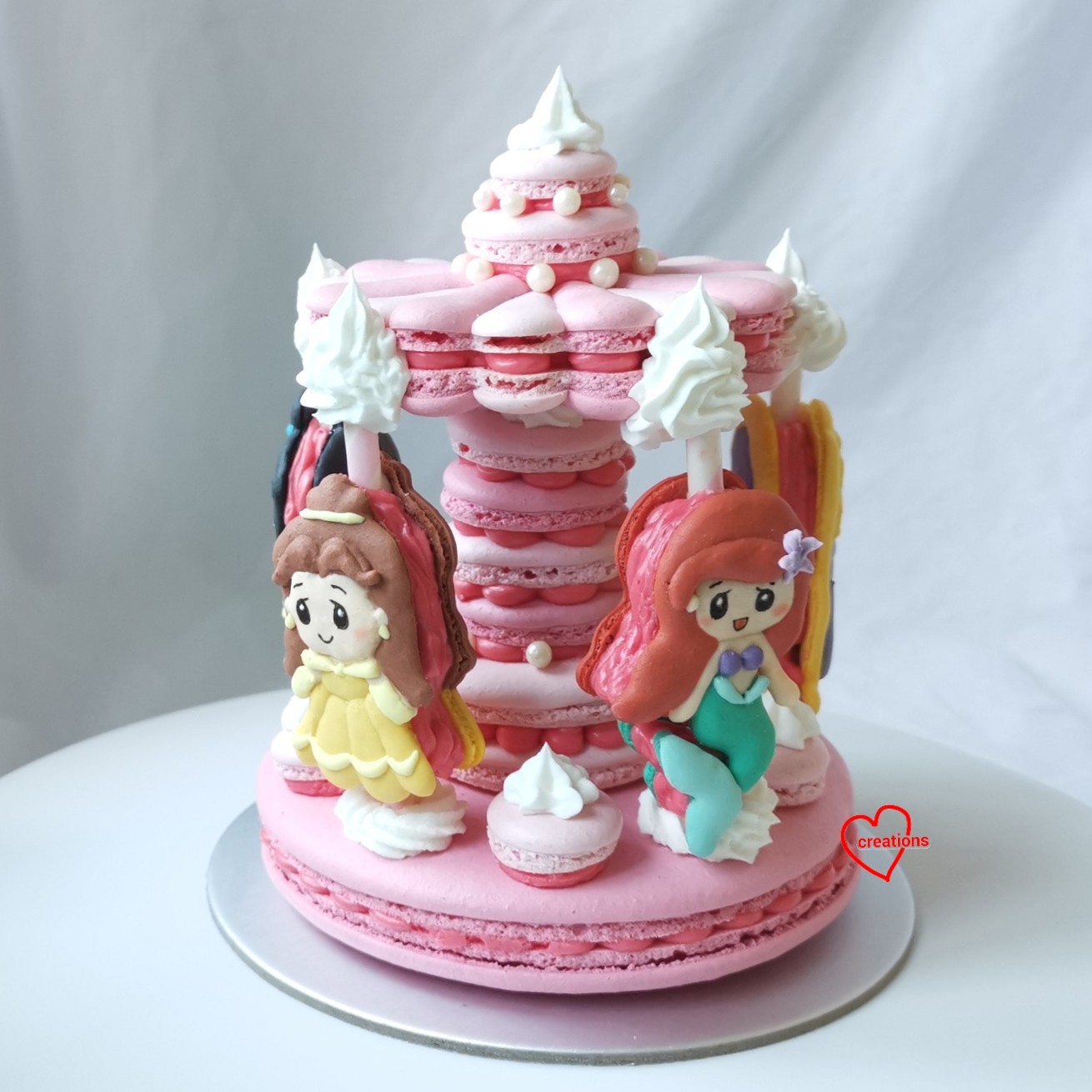 Loving Creations for You: Disney Princess Strawberry Macaron Carousel