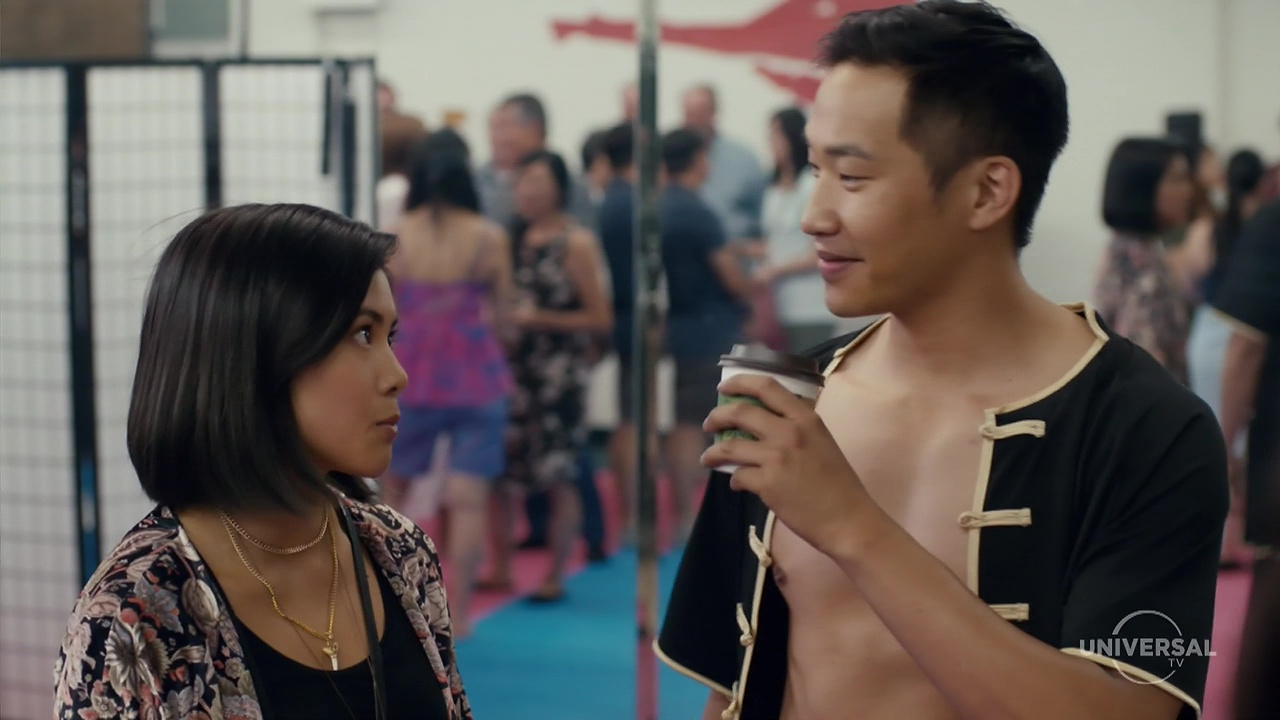 ausCAPS: Patrick Kwok-Choon shirtless in Private Eyes 3-09 "It Happened One Fight"