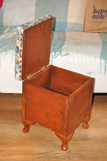 The Contemporary Traditionalist: Homemade footstool/storage box