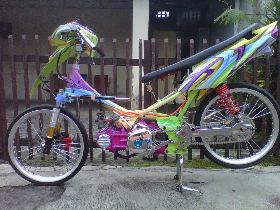 Modifikasi Yamaha FIZ R Keren Berbagai Style - GO-GOBLOG