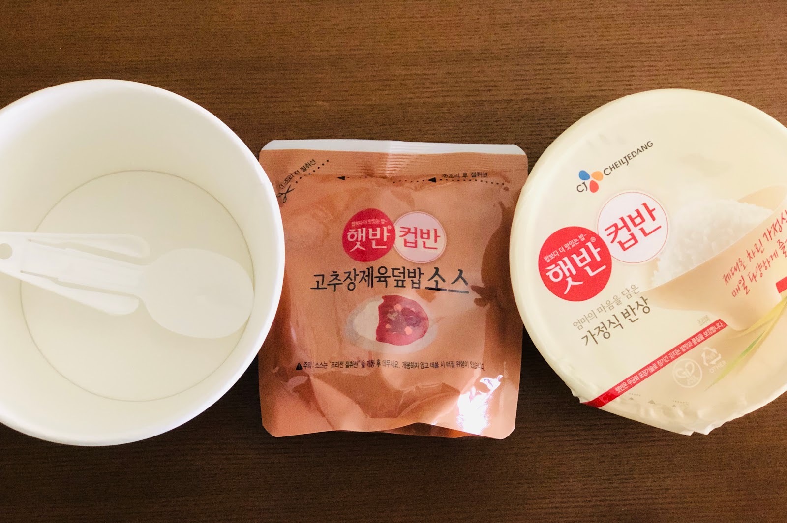 [食記] Costco好市多 CJ 即食韓式辣豬肉飯，有夠辣，常溫保存攜帶方便好吃