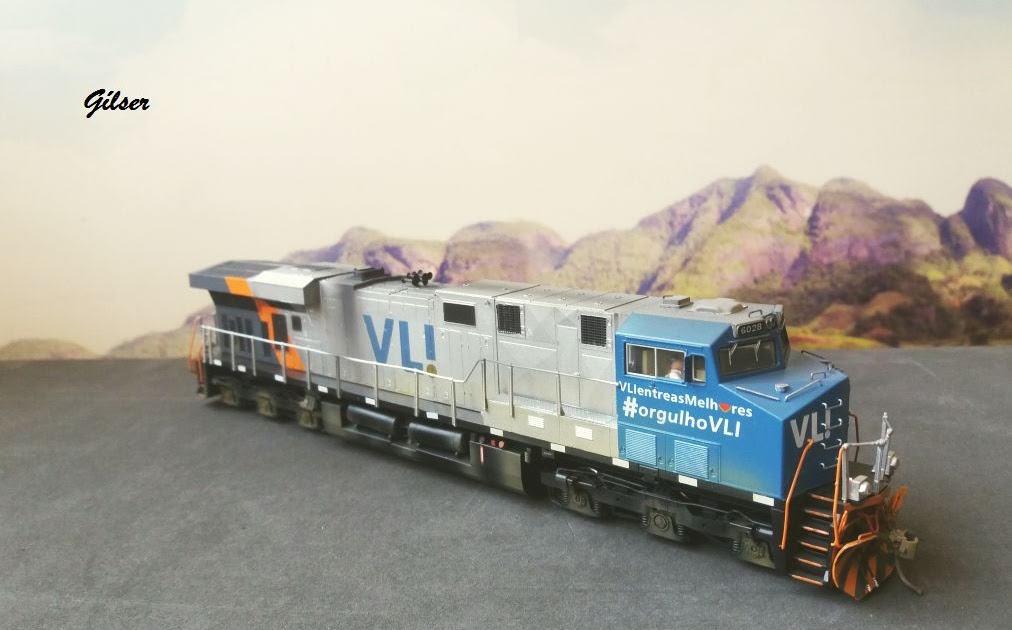 Gílser ferreo trens: GE ES44AC nas cores da VLi