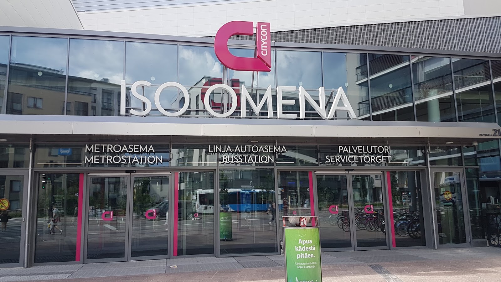 HelMet-kirjastot himolukijan silmin: Ison Omenan kirjasto