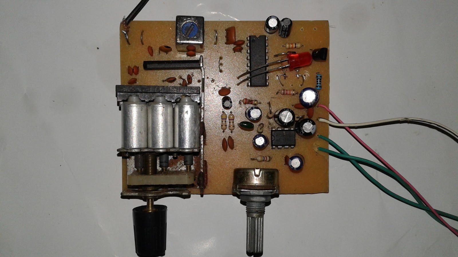 Radio FM dengan tuner PTO (Tuner Blok) - xtrmeRad