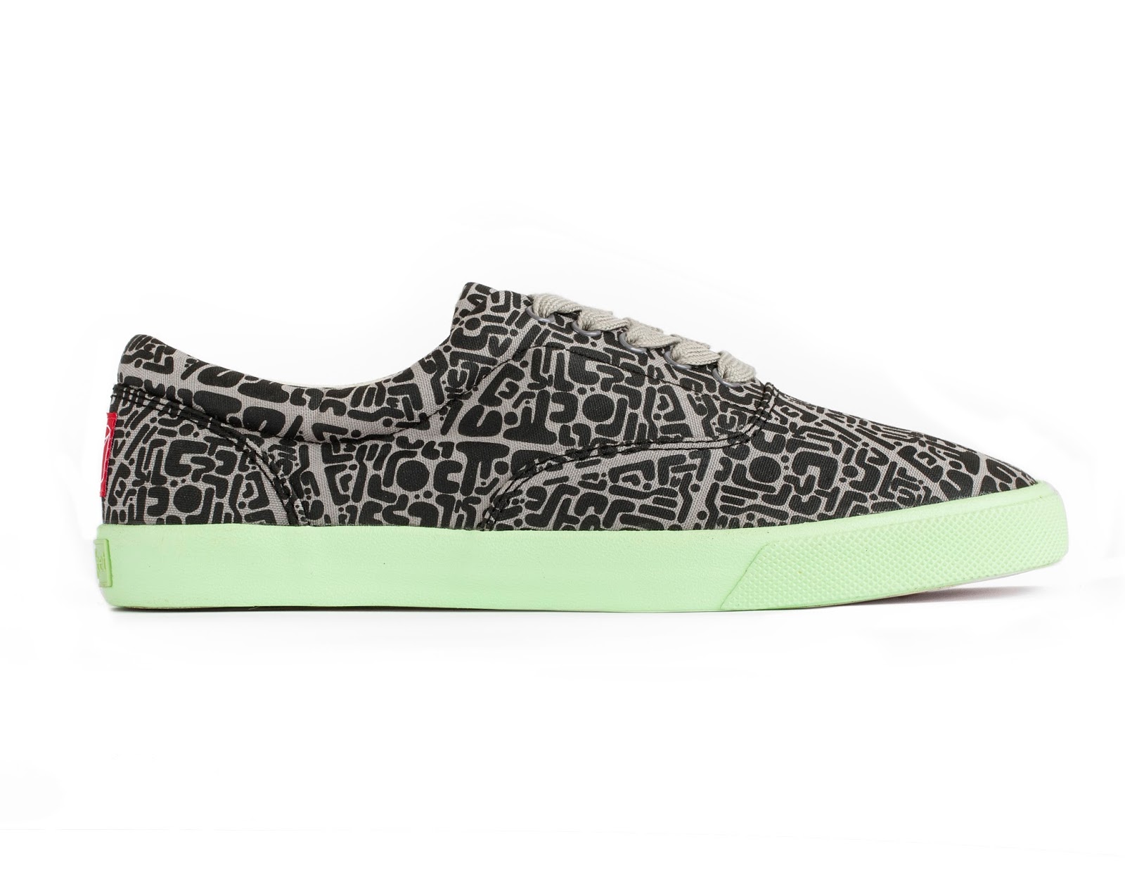 UPENDO'S ART: NEW WORK AUGUST 2013 / Bucketfeet shoe design