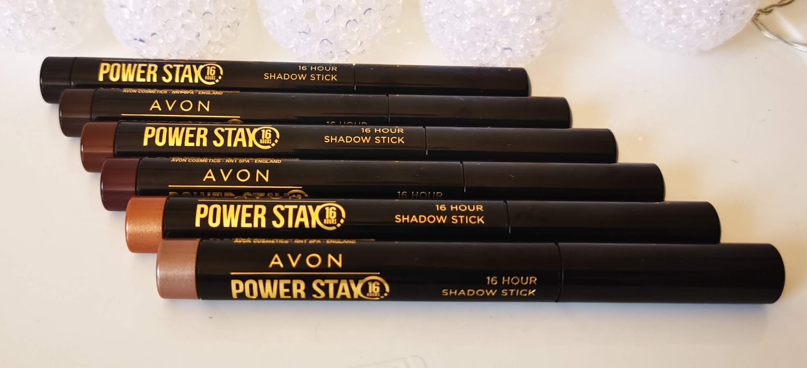 COLECCIÓN POWER STAY EYES DE AVON