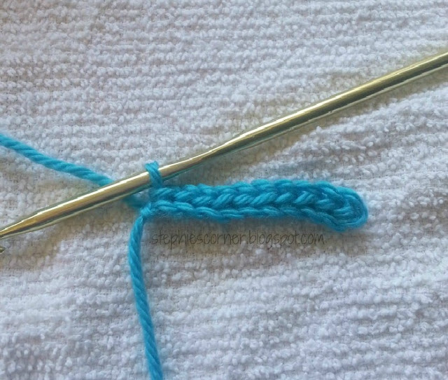 Stephie's Corner: crochet 101 :: slip stitch part II