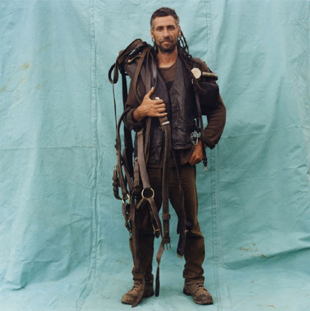 Wonderful Pictures Give an Extraordinary Glimpse Into Daily Life of the ...