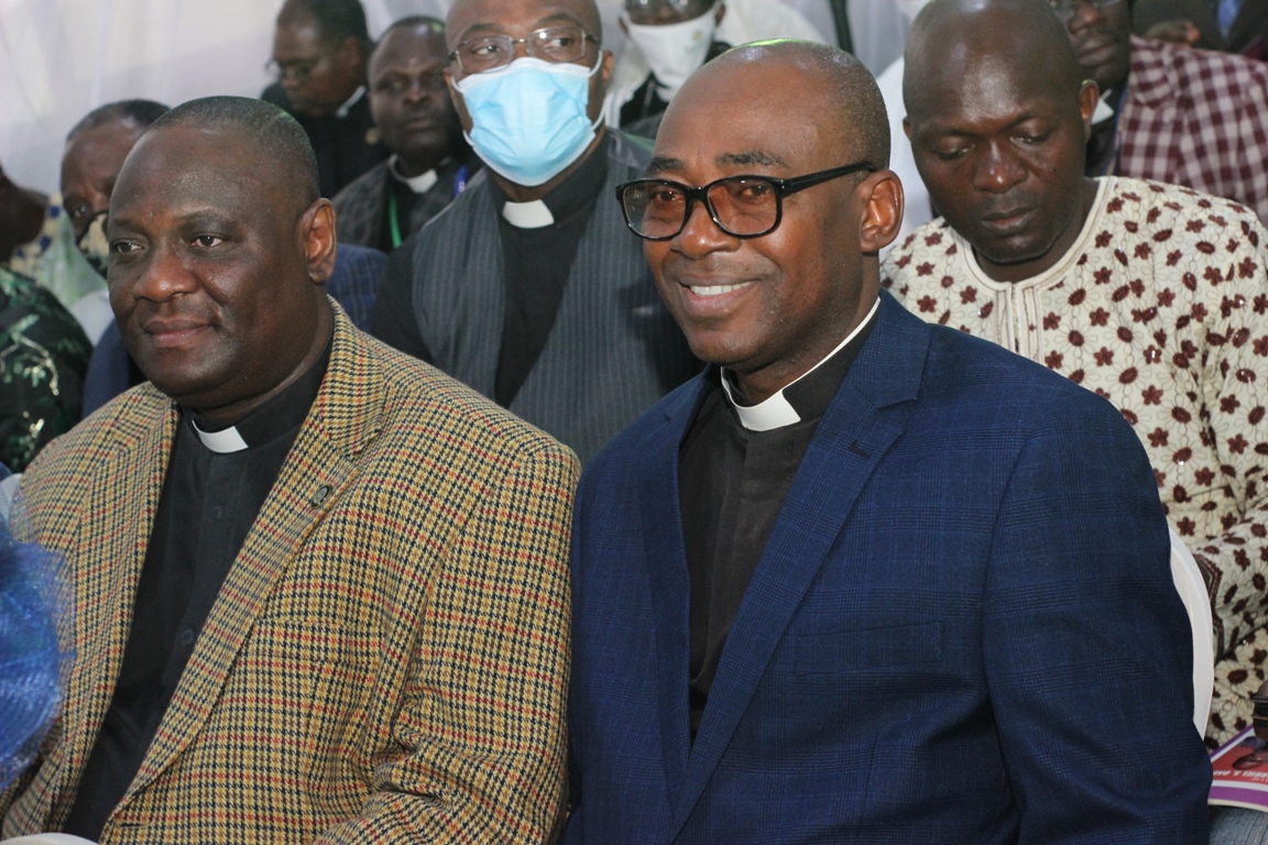 Breaking ! Pastor Samuel Olusegun Oladele formally inaugurated as ...