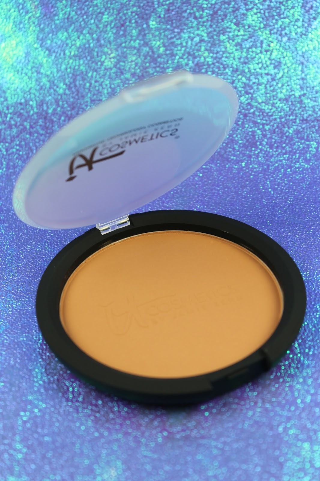 Shine Beauty Beacon: Beautiful Bronzers: How to Get a Golden Glow Like ...
