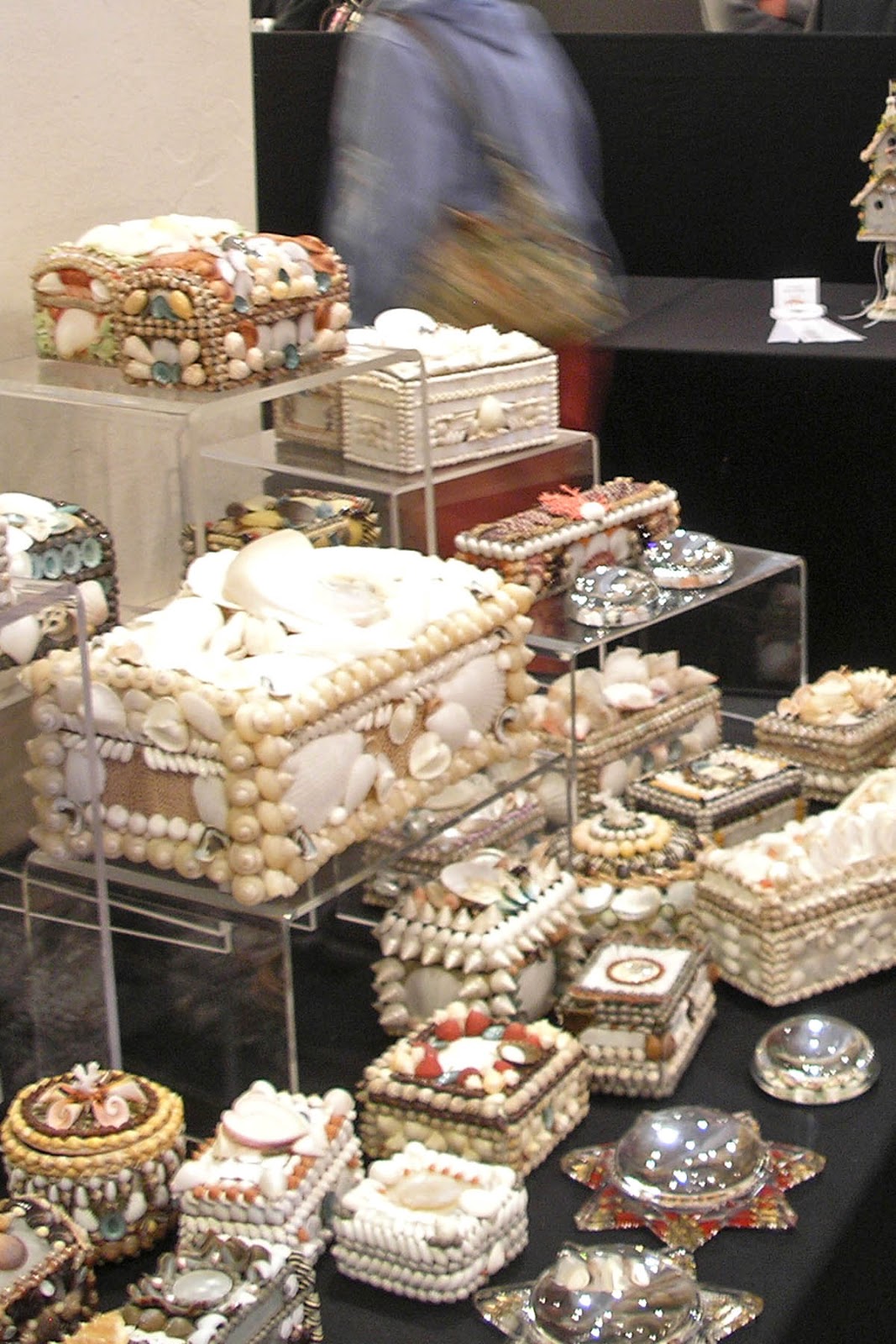 Glass Dragon Bears: 76th Annual Sanibel Island Shell Festival