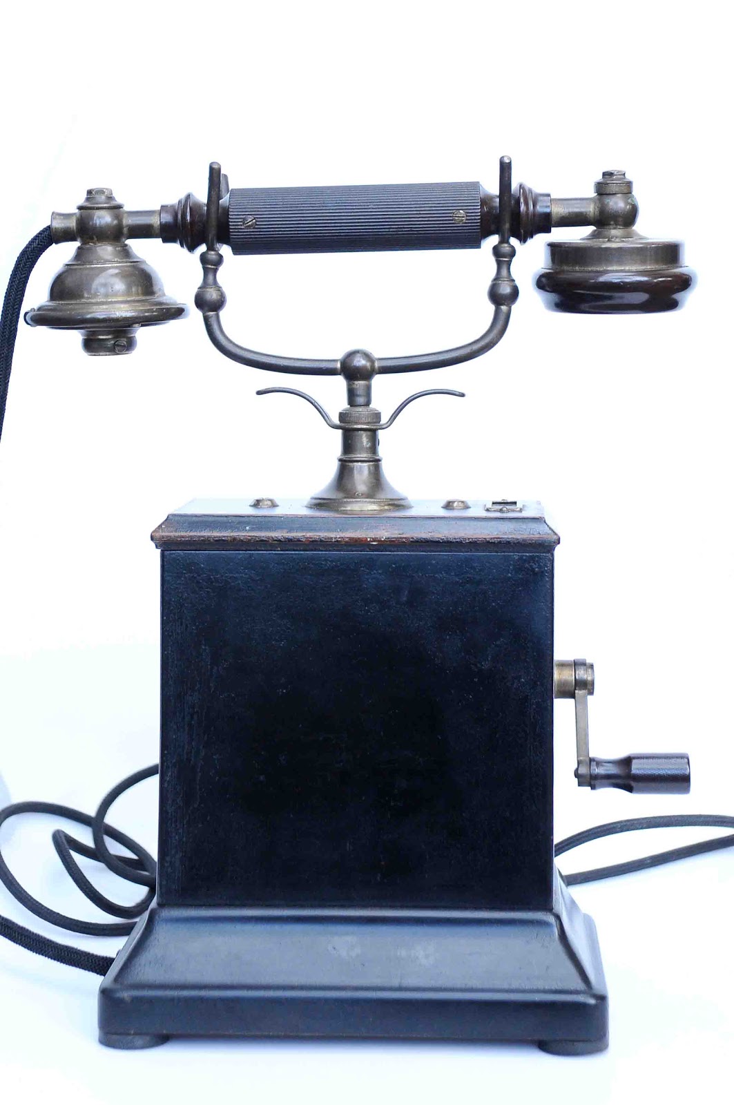 Old Vintage Gallery: Ericsson Magneto Telephone Circa 1910-1920