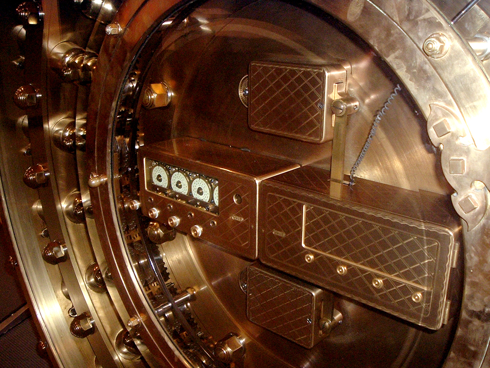 Bob Canada's BlogWorld: It's Not My Vault!