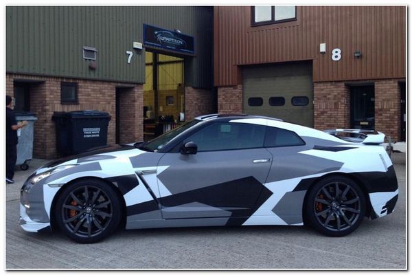 Wrapping Sticker Mobil Panggilan, Patut Dicoba - CuttingStickerUpdate