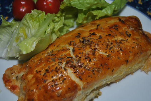 Pão, Bolos e Cia.: TROUXAS FOLHADAS DE PESCADA, QUEIJO E ERVAS