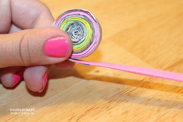 Upcycled Rolled Paper Frame DIY Craft!