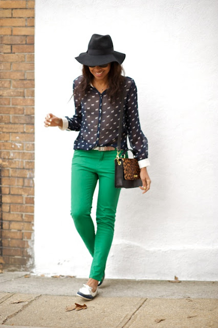 I want pretty: LOOK- Pantalones verdes