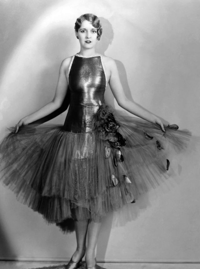 40 Gorgeous Photos of Greta Nissen in the 1920s and ’30s ~ Vintage Everyday