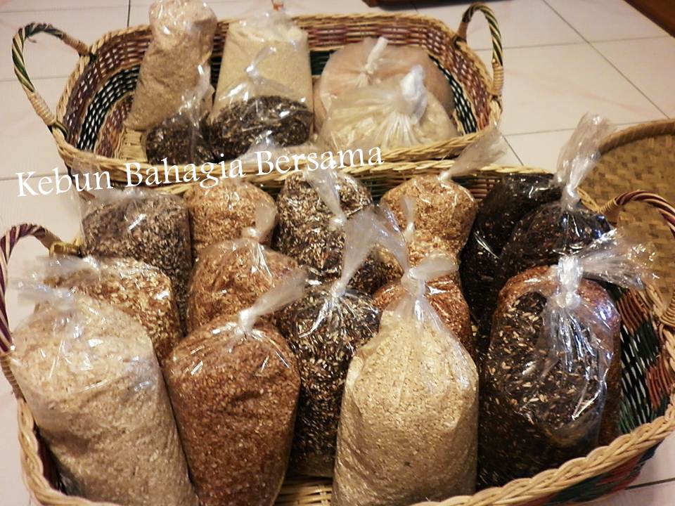 Kebun Bahagia Bersama: Pasar ~ Beras Hitam Kampung Organik dari jenis ...