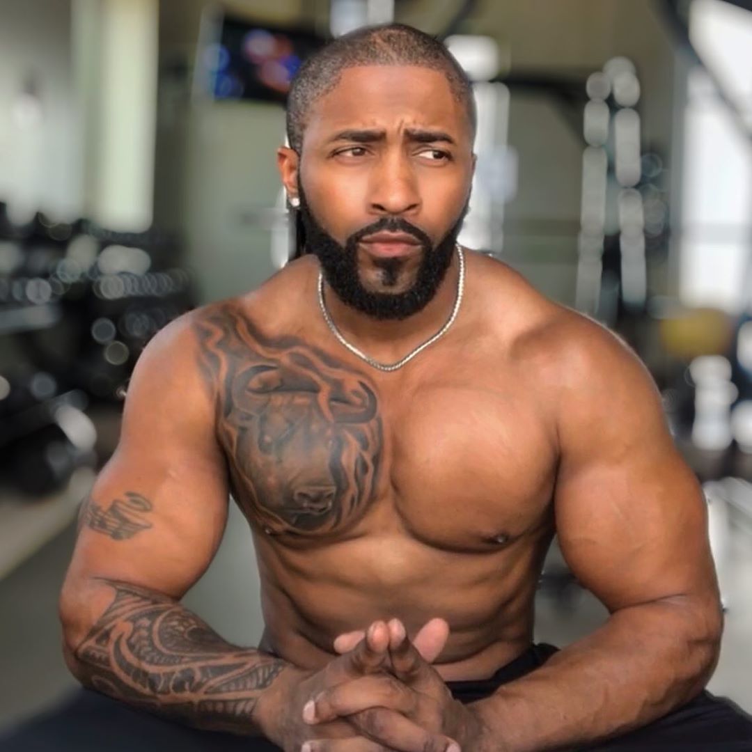 Muscle, Gym, Fitness, 6 Pack Abs: Zaylover likes to workout at God gym ...