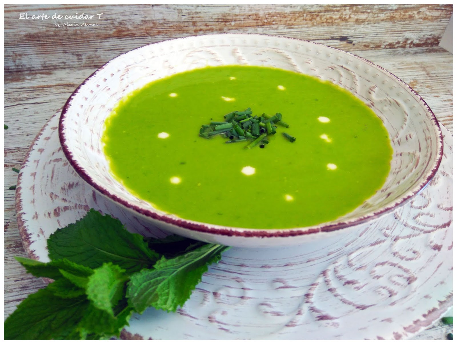 crema fría de guisantes con menta