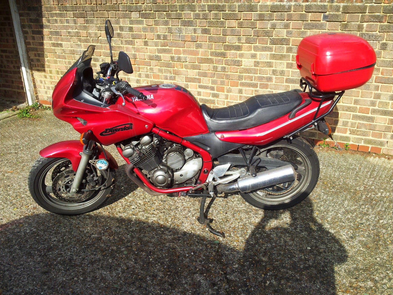 Motorcycle Restoration Projects UK: Yamaha XJ600S Diversion 2001