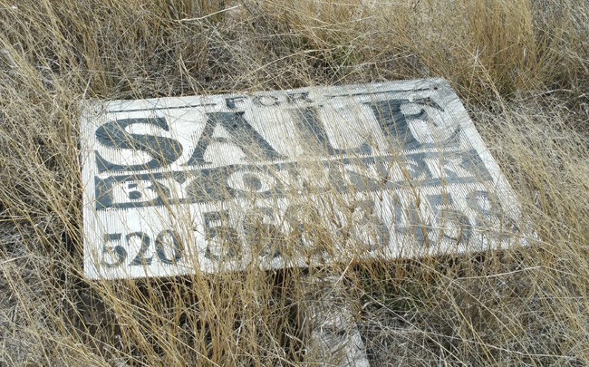 Creepy Abandoned Miniature Golf Course in Willcox, Arizona