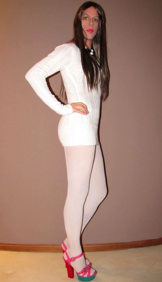 Beautiful Crossdressers Gorgeous Crossdresser In White Tights