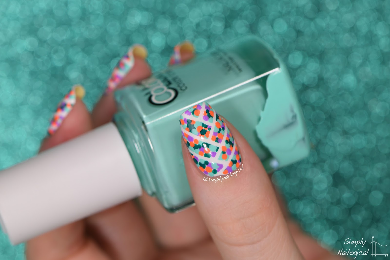 Simply Nailogical: Colourblind eye test dotticure