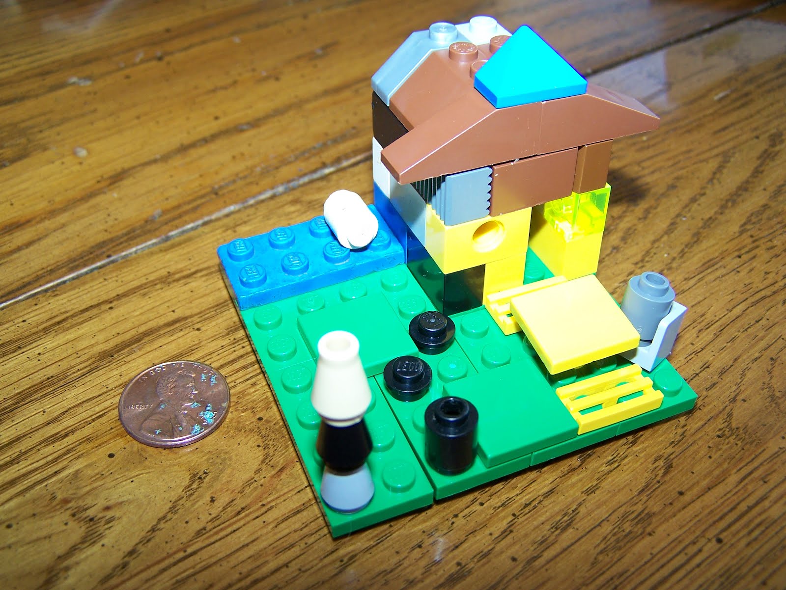 LEGO Quest Kids: Micro-Scale Photos