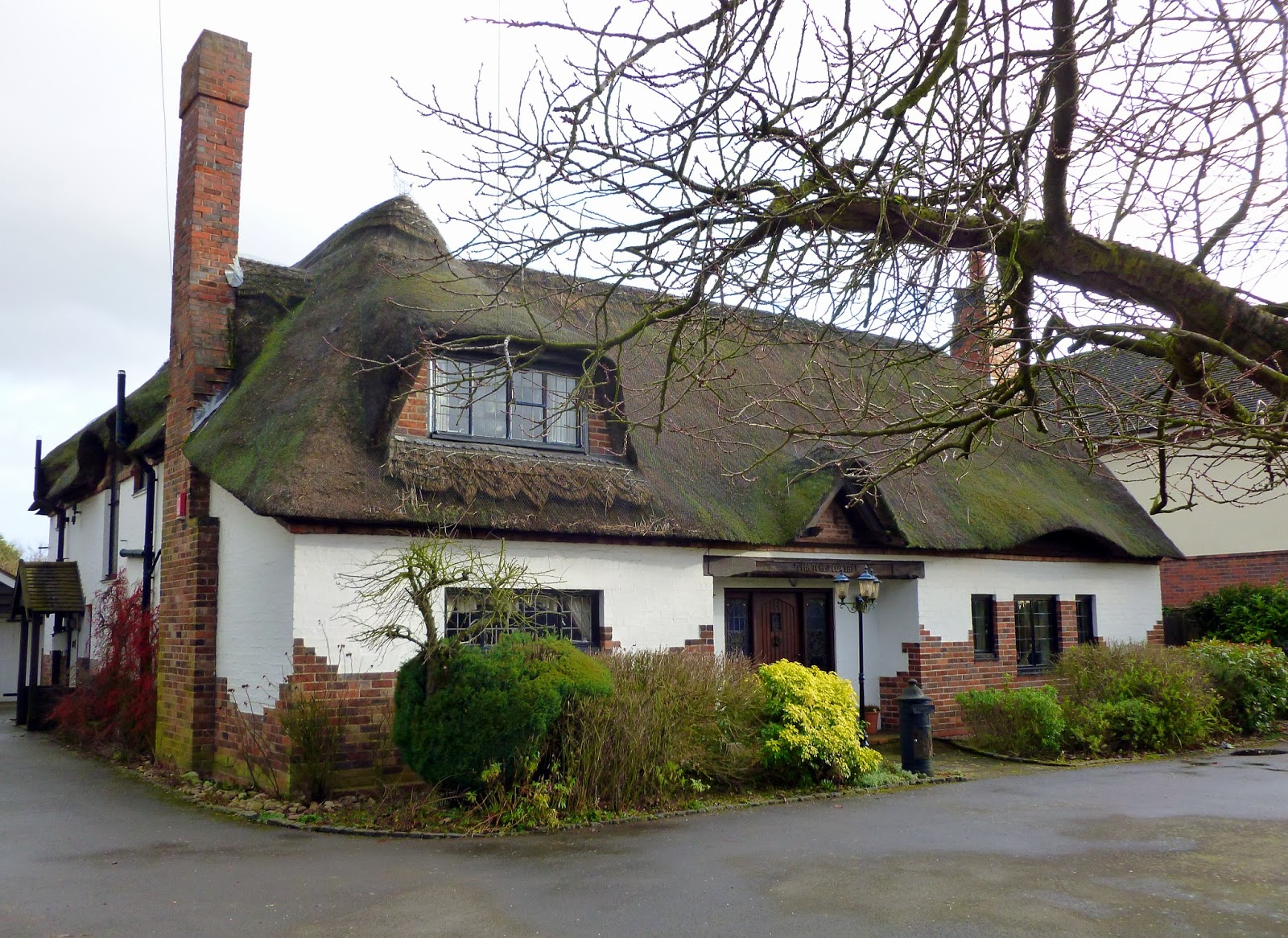Today Around Coventry: Thatched Roof Thursday #55 - Whitestone, Nuneaton